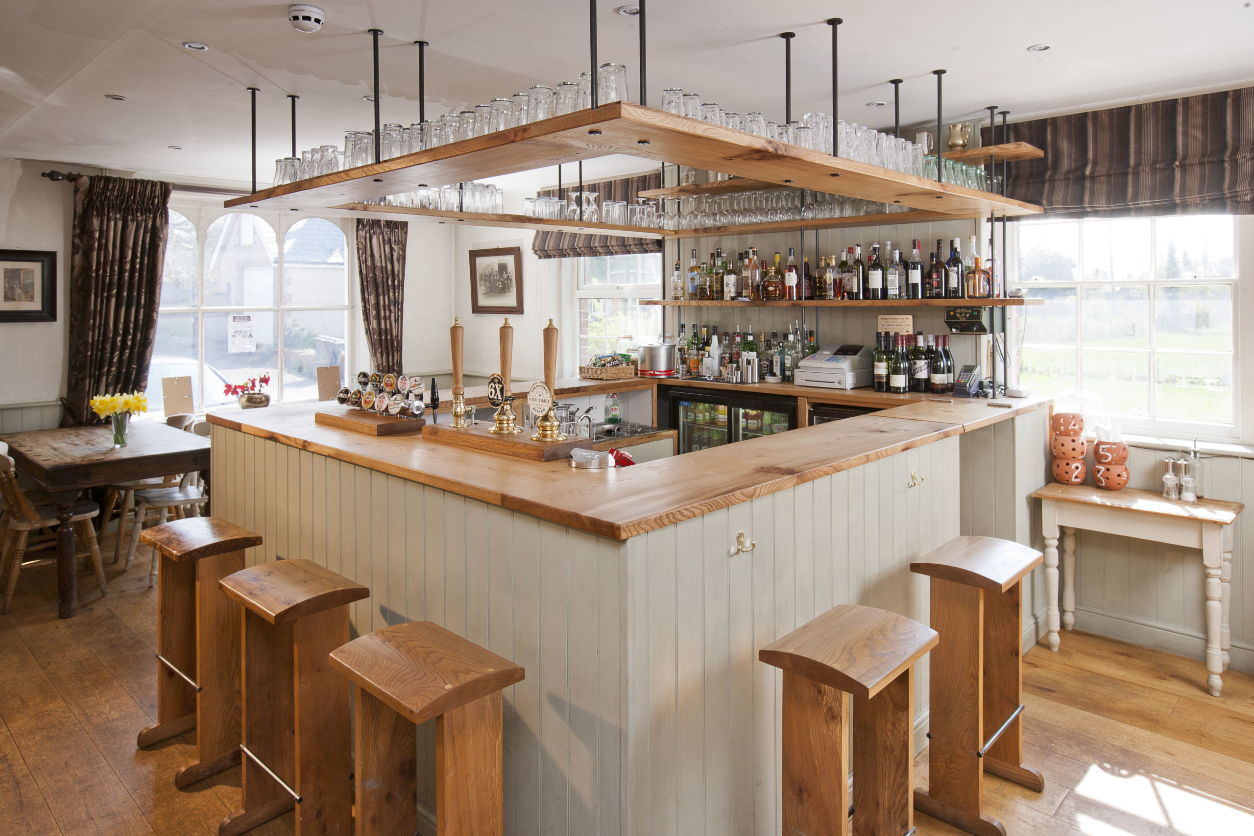 PRINCE LEOPOLD INN - Matthew Burt